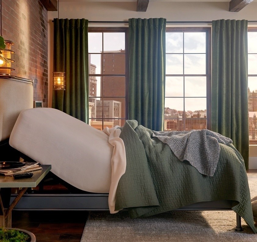 Stearns & Foster® Ease Power Base | Free In-Home Delivery | Stearns